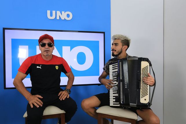 Chanchi cantó en UNO e hizo deleitar a los seguidores