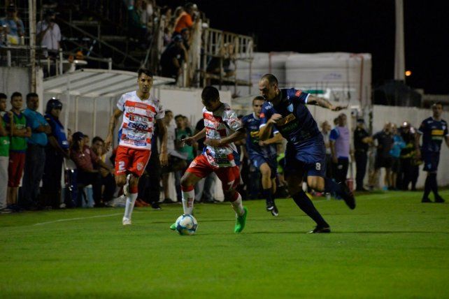 Brian Duarte: Quiero ayudar a mi familia y hermanos